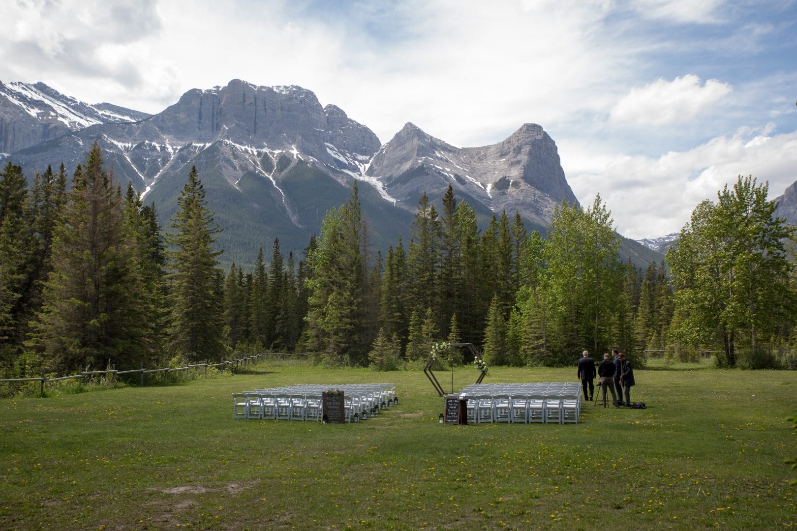 Canmore Ranch: Your Perfect Wedding Venue