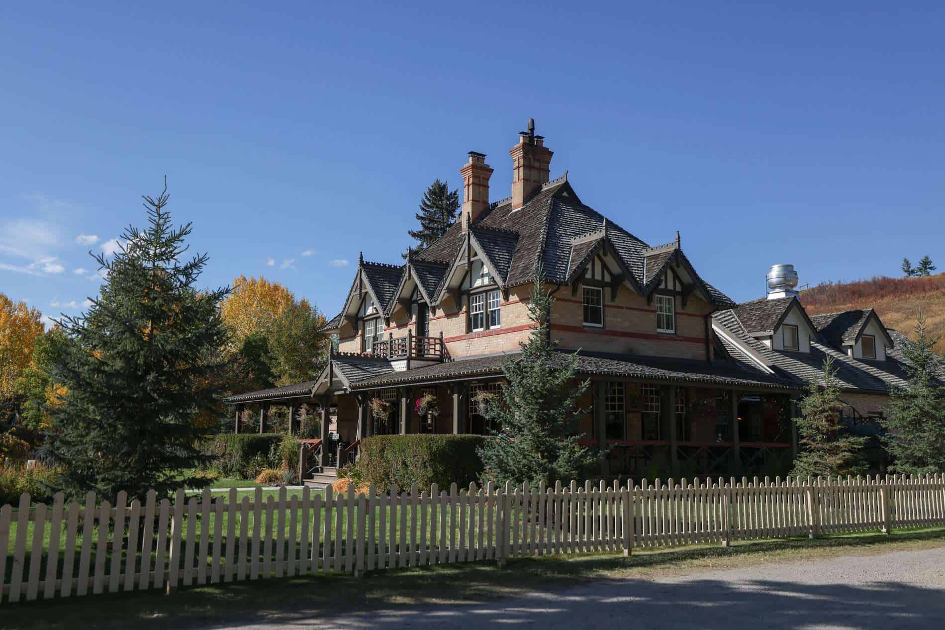 Bow Valley Ranche Wedding - Chinook Photography Canmore Wedding ...